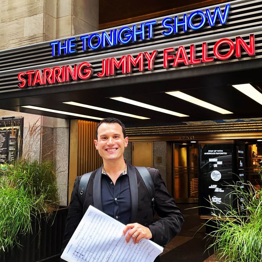 Contact | DAN MICCICHE